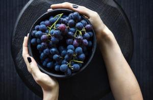 Grape Nutrition Facts And Why Eating Too Many Grapes Is Bad