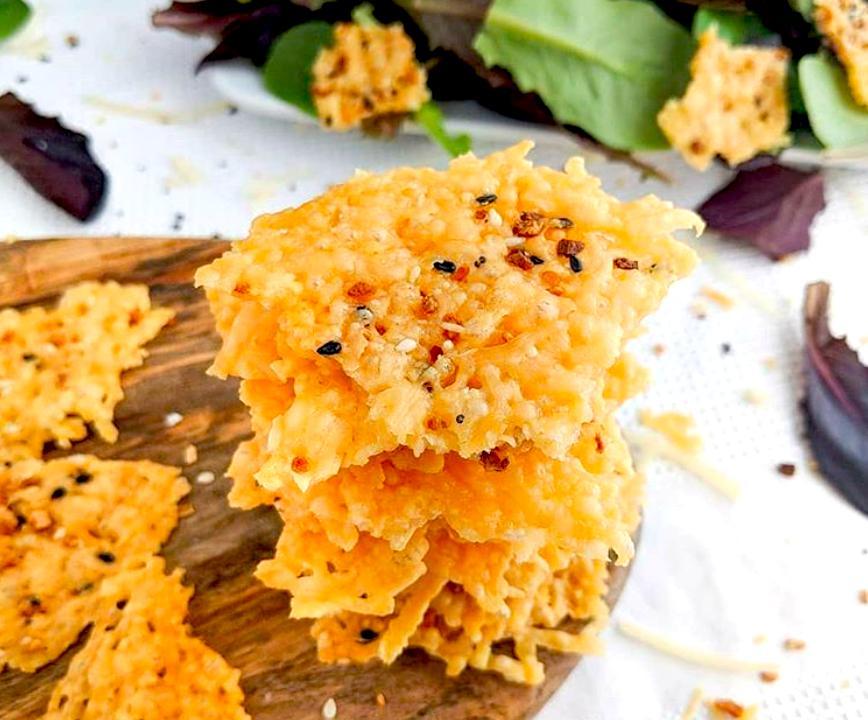 High-Fat Snacks That Are Keto-Approved And Easy To Eat On The Go
