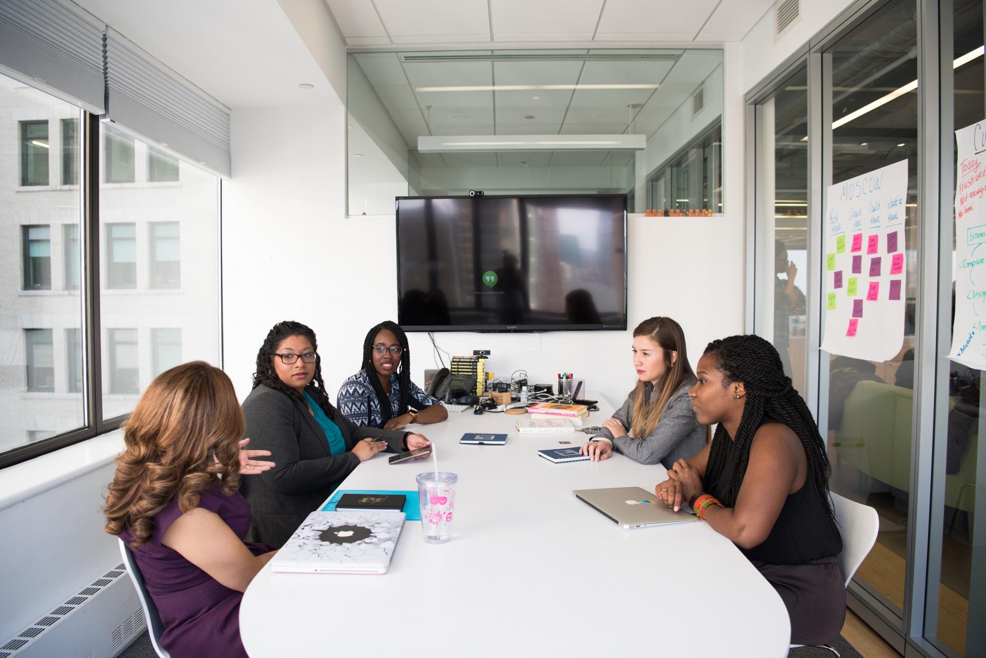 How To Make Meetings Productive With This One Simple Rule