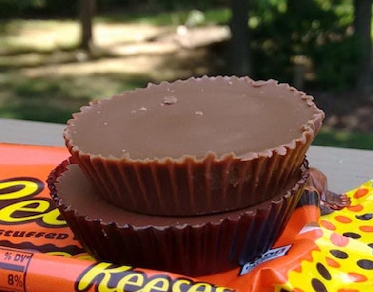 Reese's Vending Machine New York Is Converting Your Crappy Candy