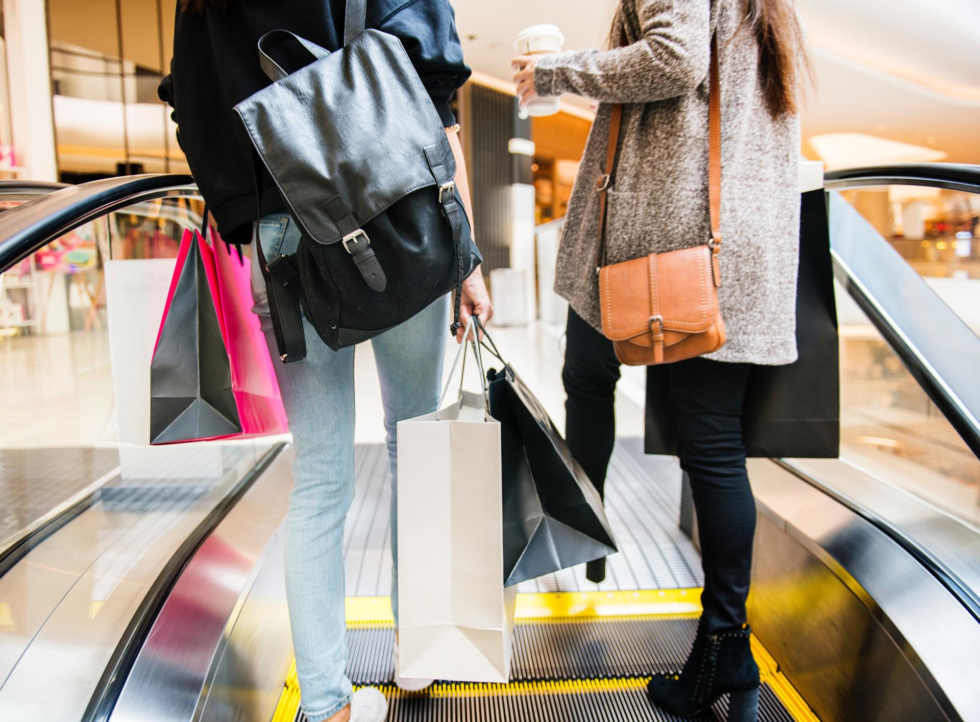 Seasonal Spending Habits: What We Spend And How To Save