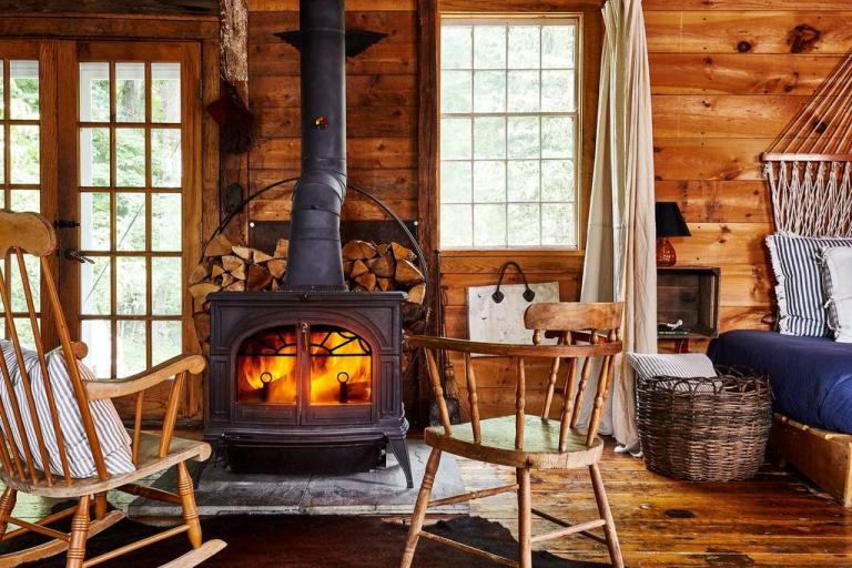 New York Barn Airbnb Is Your Ultimate Winter Getaway